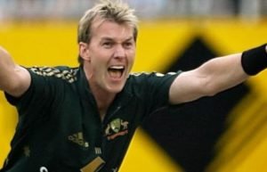 Top 10 Fastest Bowl Deliveries in Cricket History - World Blaze