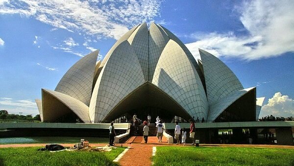 10 Interesting Facts about Lotus Temple - World Blaze