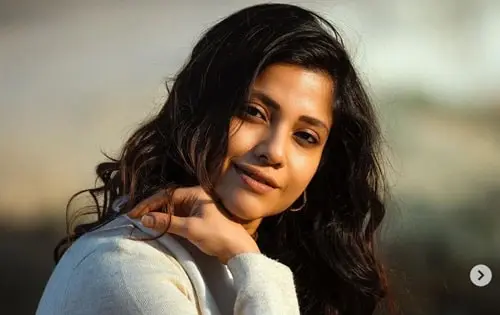 Top 10 Most Beautiful Gujarati Actresses 2025 - World Blaze